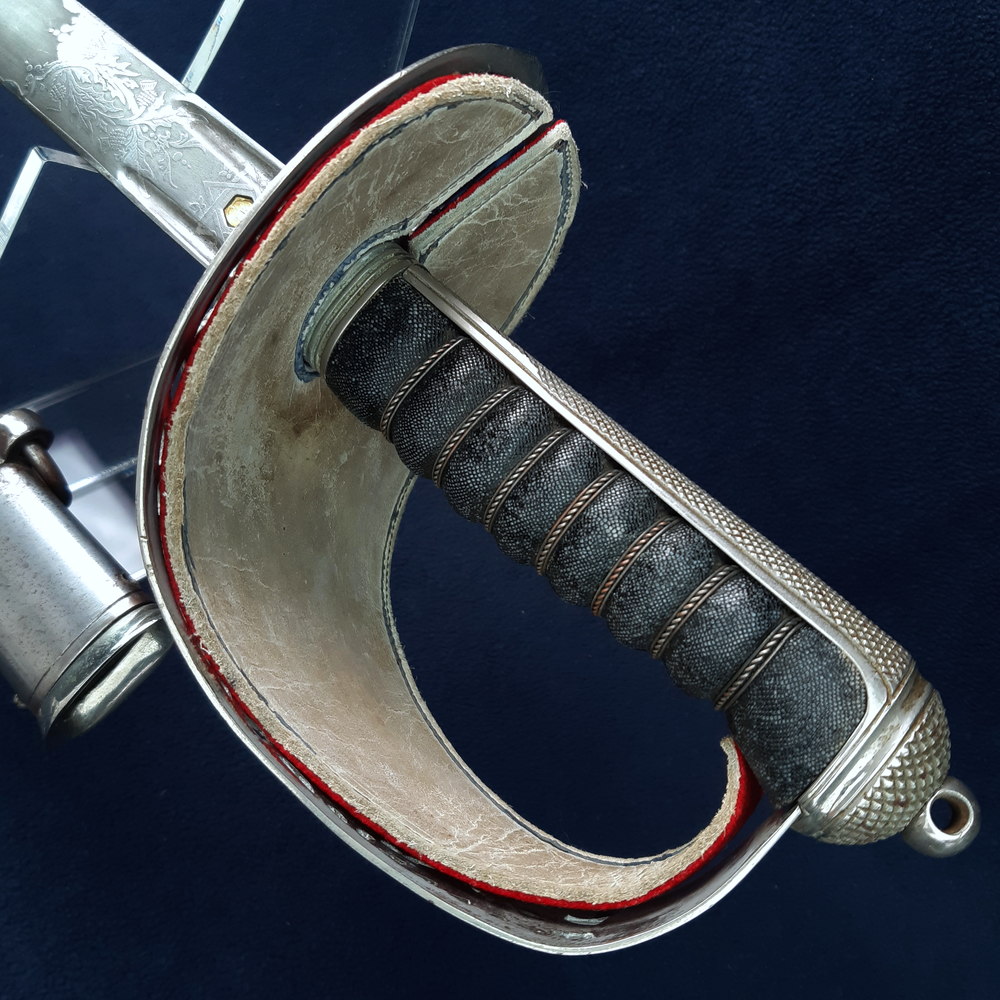 British Swords: Scottish WW1 Field Officer's Broadsword of Brig. Gen ...